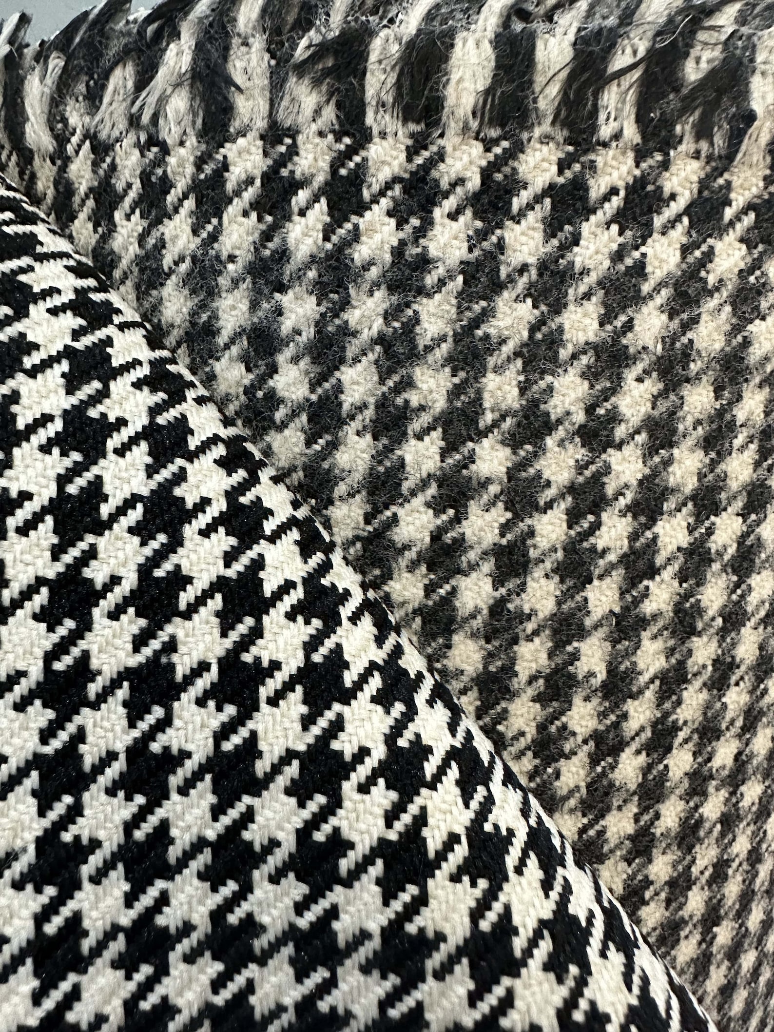 Porsche Pepita Houndstooth Car Upholstery: Elevate High-end Fabric ...