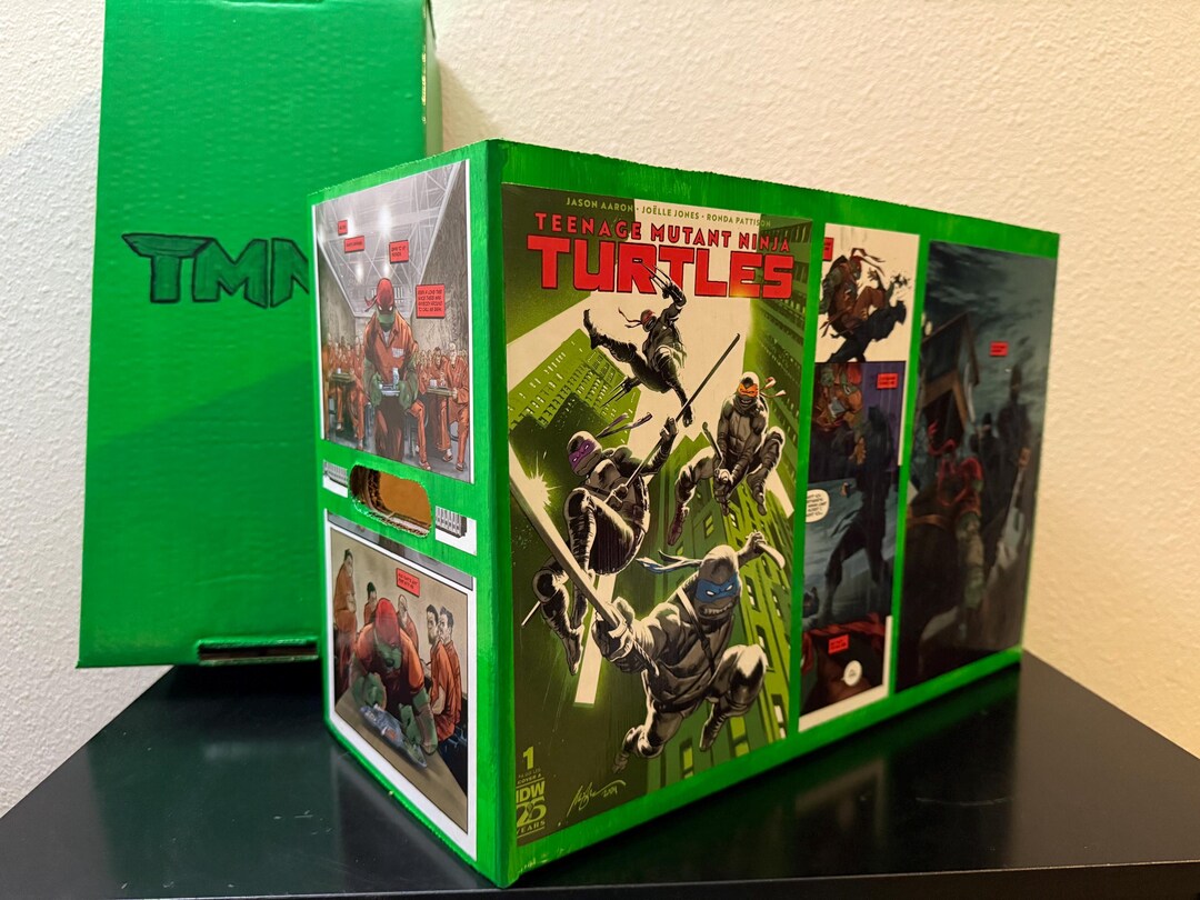 Turtle Custom Comic Box - Etsy