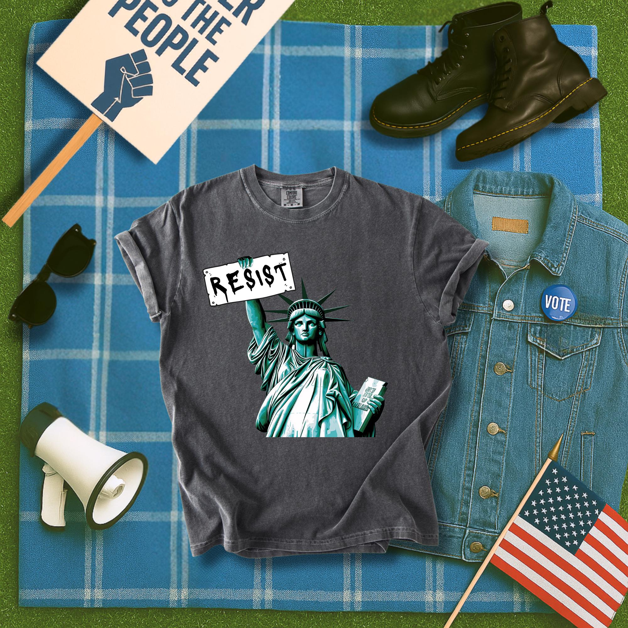 Statue of Liberty Holding RESIST Sign Unisex T-shirt, Statement Tee for ...