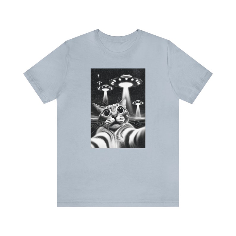 Cat UFO T-shirt Funny Invasion Meme Retro Alien Cat UFO Selfie Tee - Etsy