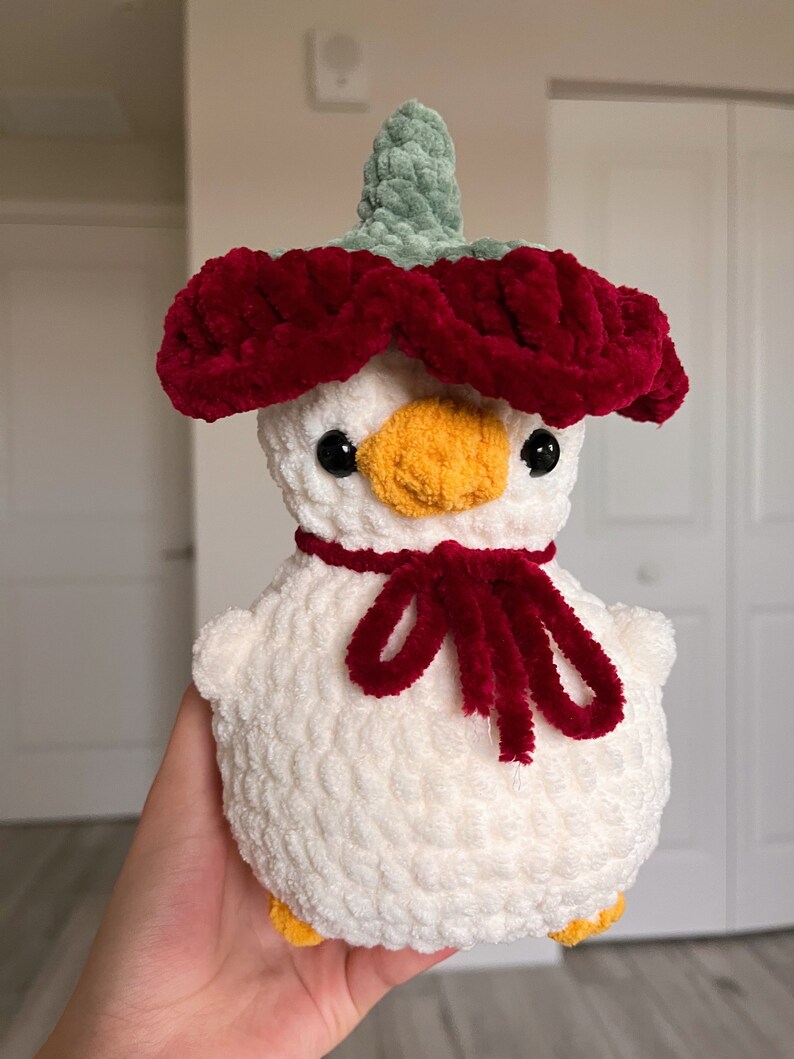 Crochet Duck Pattern: Low-sew Chunky Plush With Flower Hat (PDF Pattern ...