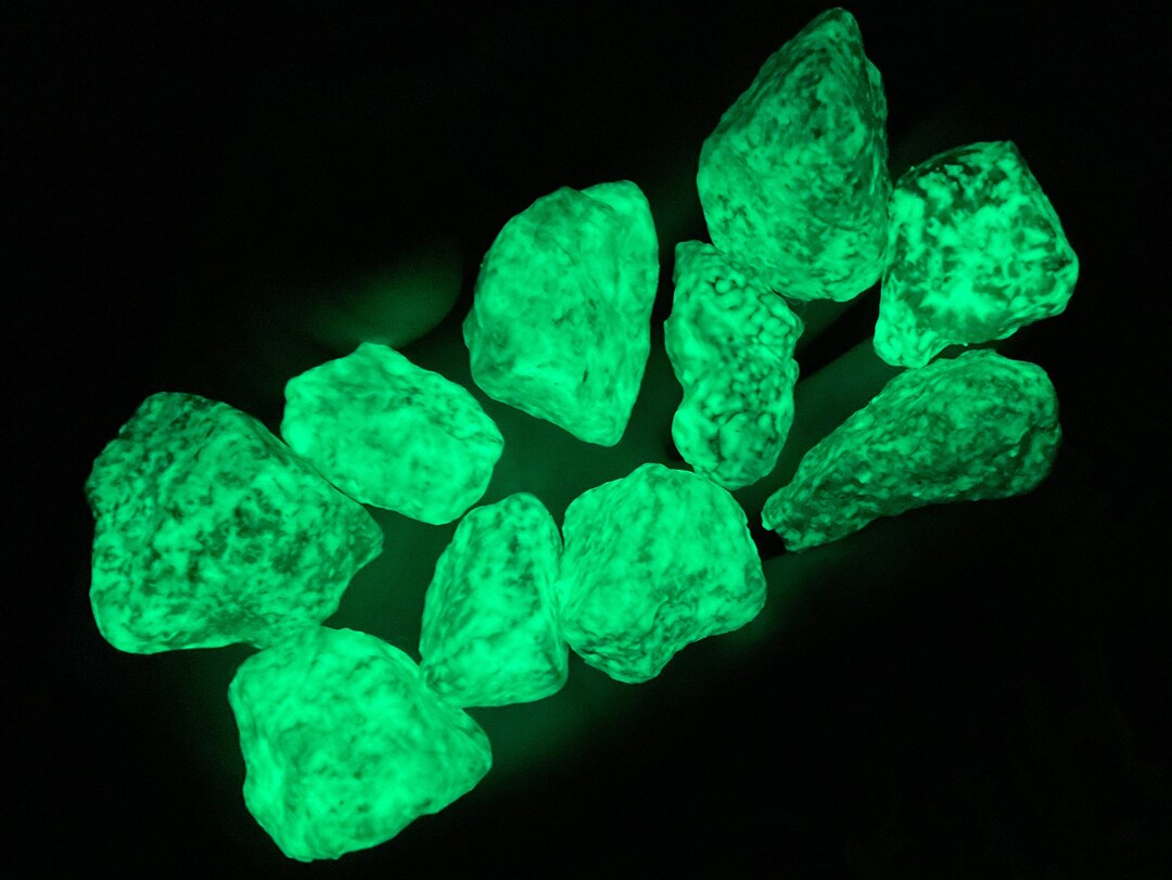 Kryptonite Stones Magic Glowing Rocks Luminescent Gems Unique Gift ...