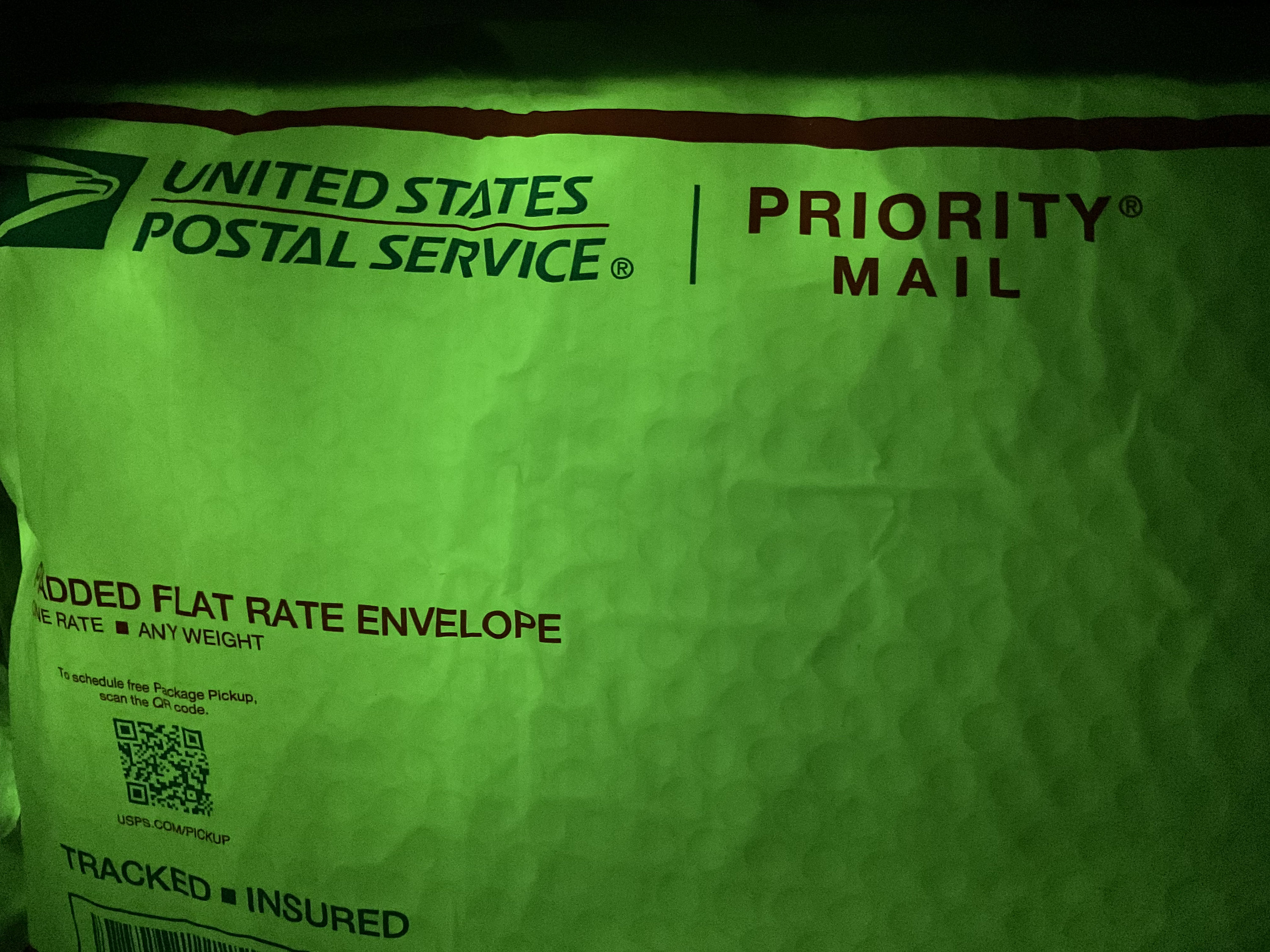 Kryptonite Stones Magic Glowing Rocks Luminescent Gems Unique Gift ...