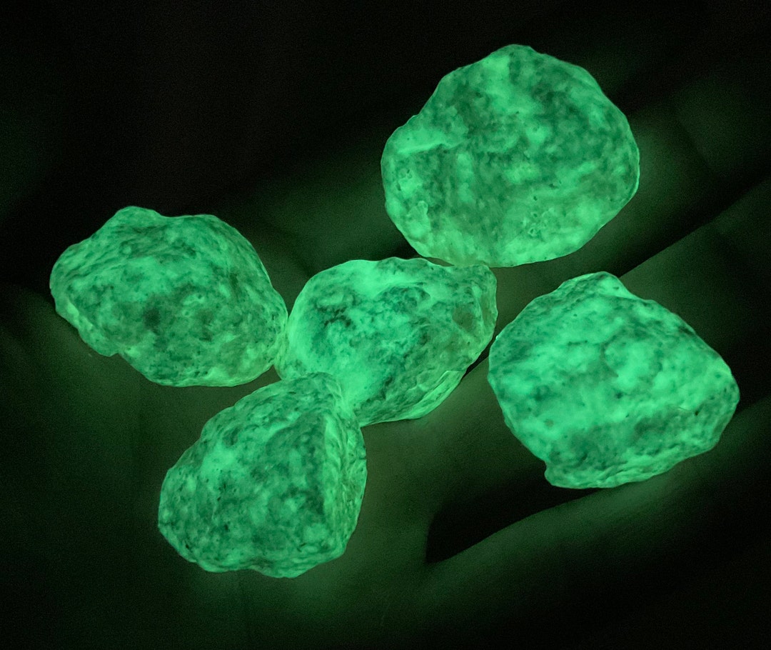 Magic Glowing Stones on Sale Glow in the Dark Rocks Green Granite .rare ...