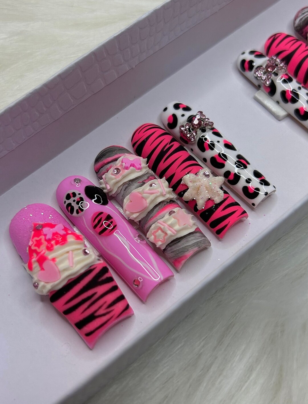 Mcbling Y2K Pink and Black Cake 3D DECODEN Press on Nails Nail Art ...