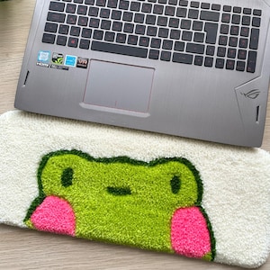 Cute Frog Keyboard Rug / %100 Handmade Fluffy Keyboard Rug - Etsy