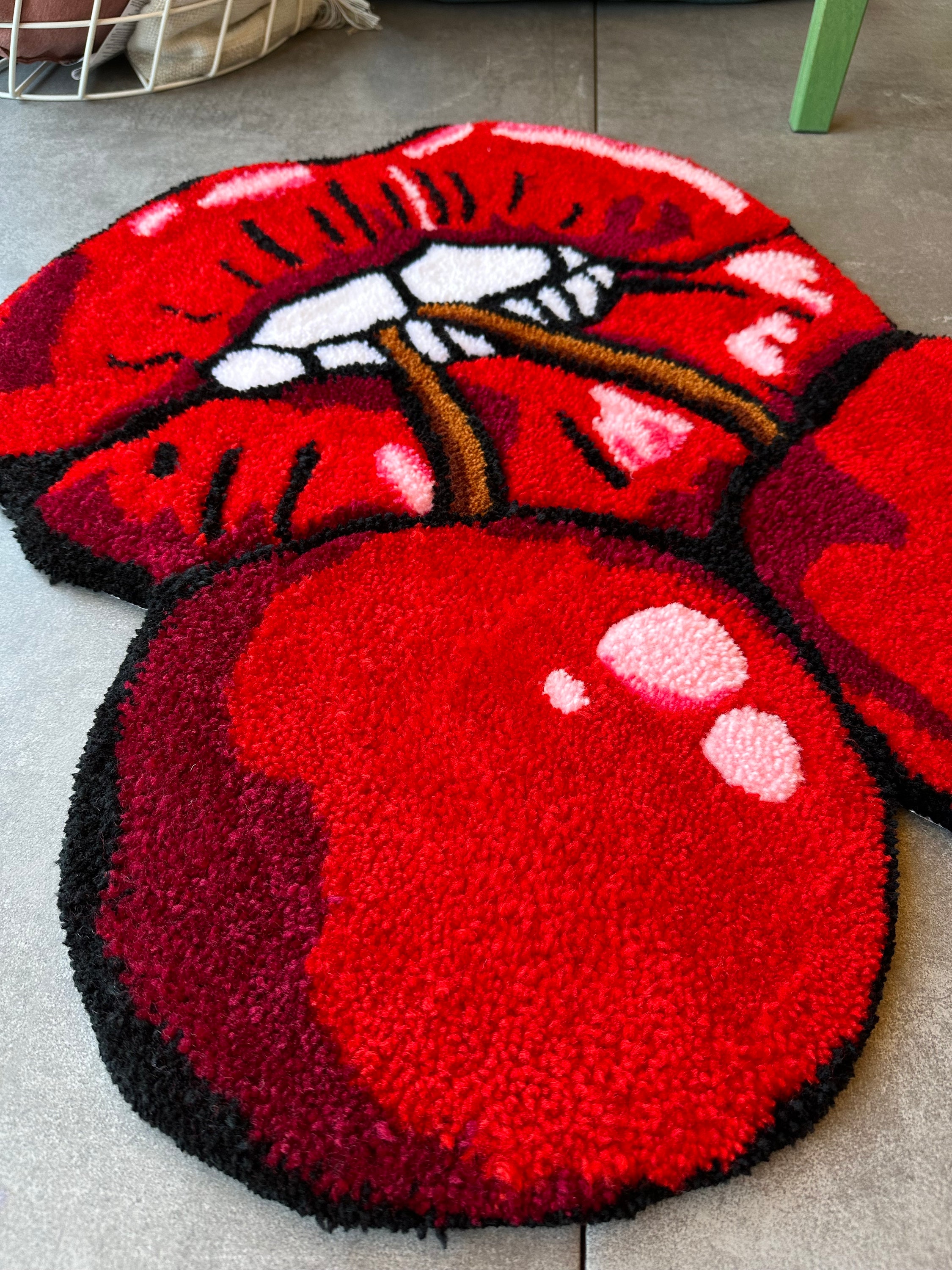 Cherry Lips Tufted Rug / %100 Handmade / Custom Handmade Home Decor - Etsy