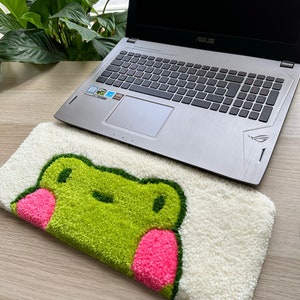 Cute Frog Keyboard Rug / %100 Handmade Fluffy Keyboard Rug - Etsy