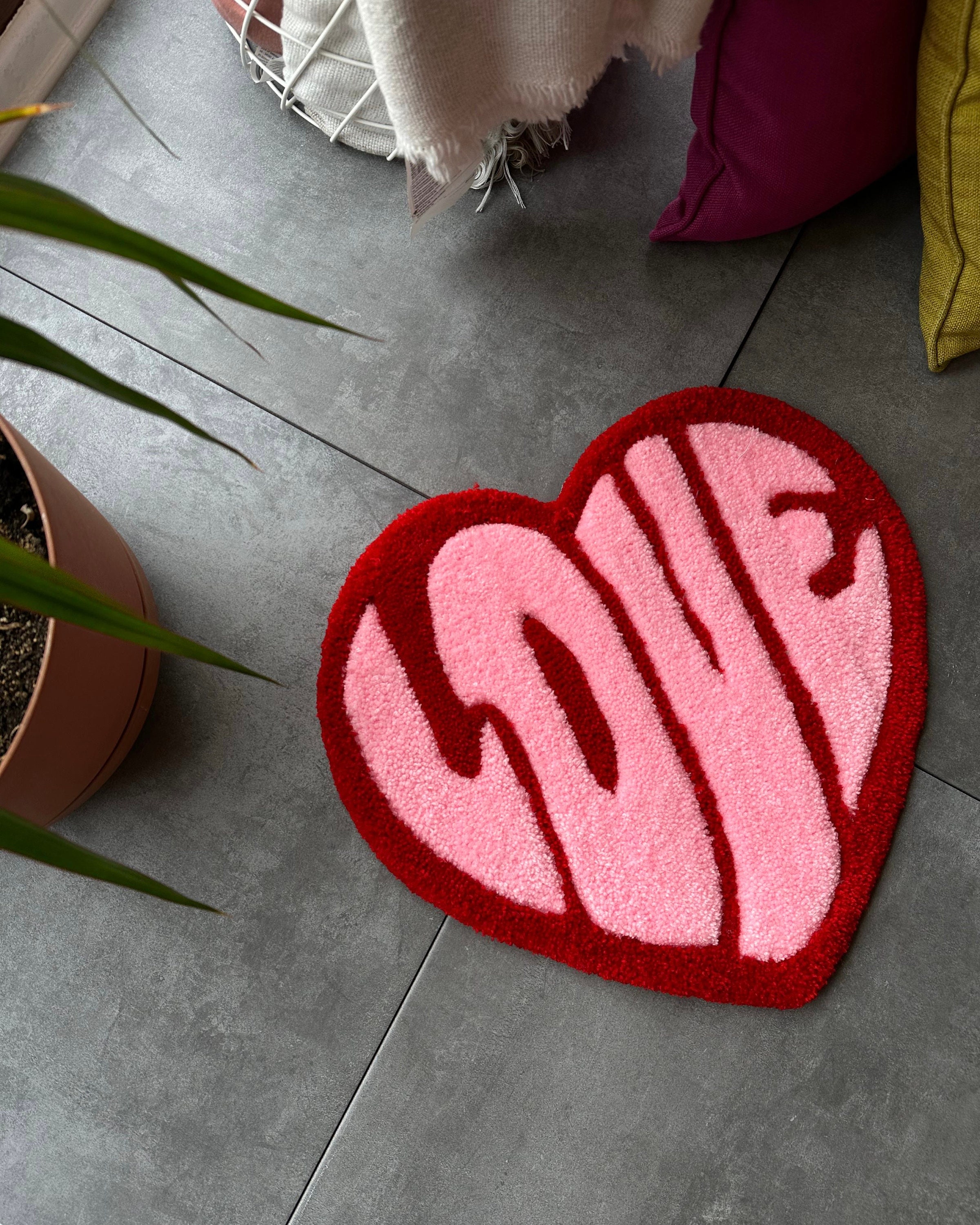 Love Tufted Rug / %100 Handmade / Custom Home Decor - Etsy