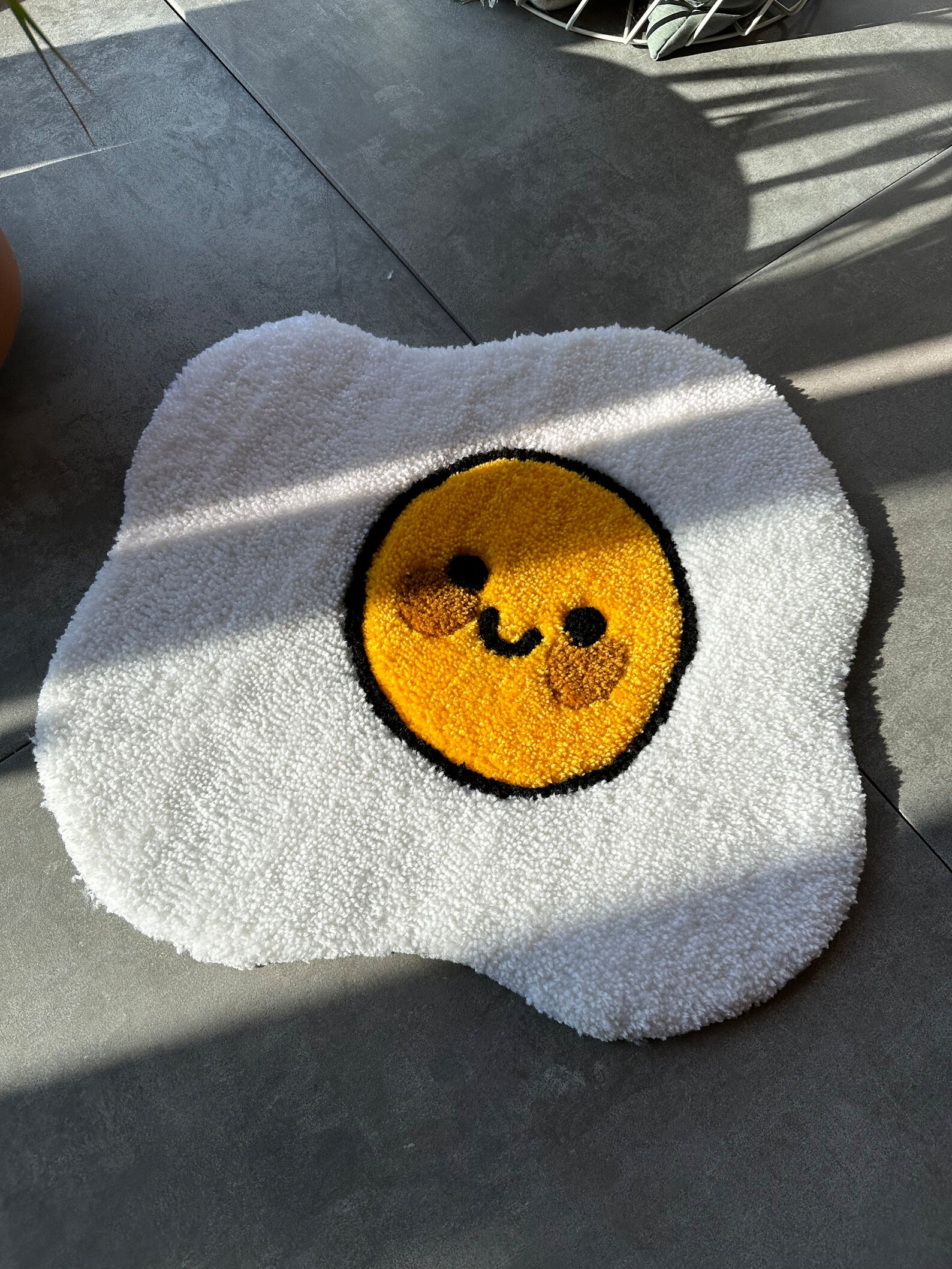 Happy Egg Fluffy Rug / %100 Handmade Tufted Rug - Etsy