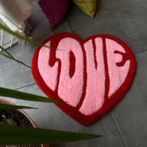 Love Tufted Rug / %100 Handmade / Custom Home Decor - Etsy