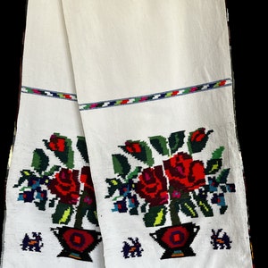 Vintage Romanian Folk Towel Table Runner Wall Decor From Transylvania ...