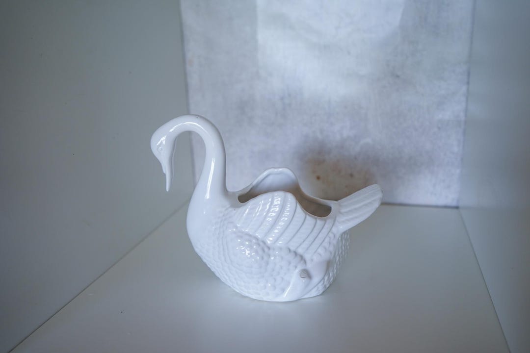 Vintage Portugal Porcelain Vintage White Swan Made by Pereiras Medium ...