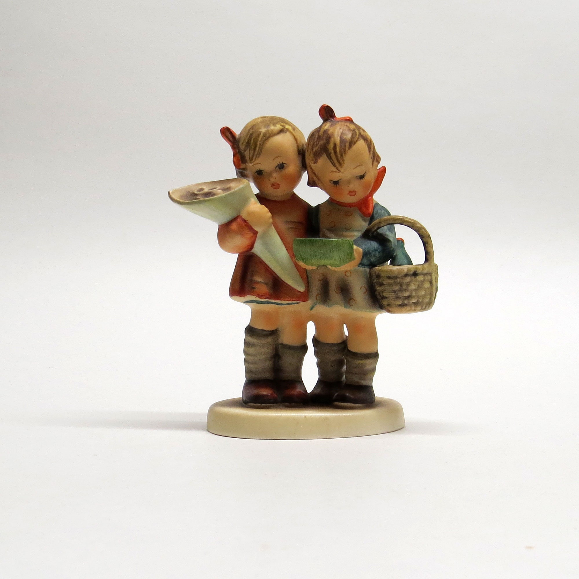 1960’s Goebel Hummel Original Going to Grandma’s Hausmütterchen Vintage ...