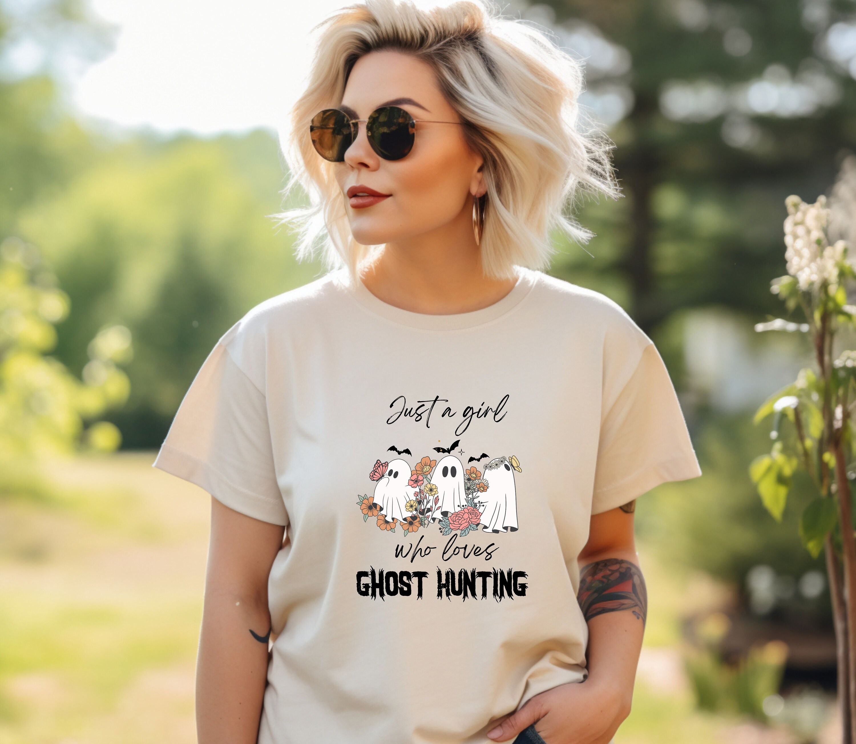 Ghost Hunting Girl Shirt Girl Ghost Hunter Gift Ghost T-shirt - Etsy