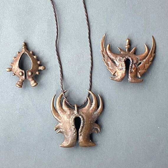 Fertility pendants (3) traditional - Gem
