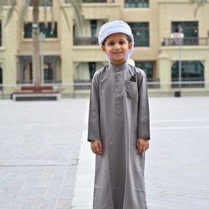 Grey Kuwaiti Baby Jubba Thobes Jubbah Jubba Thawb Kandora Dishdasha ...