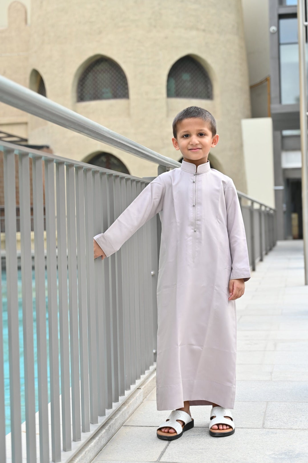Light Grey Bahraini Baby Jubba Thobes Jubbah Jubba Thawb Kandora ...