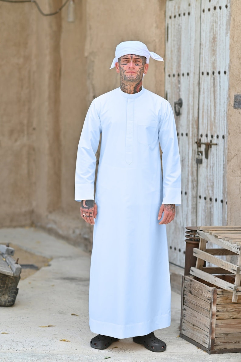 Mens White Kuwaiti Thobes Jubbah Jubba Thawb Kandora Dishdasha Jalabiya ...