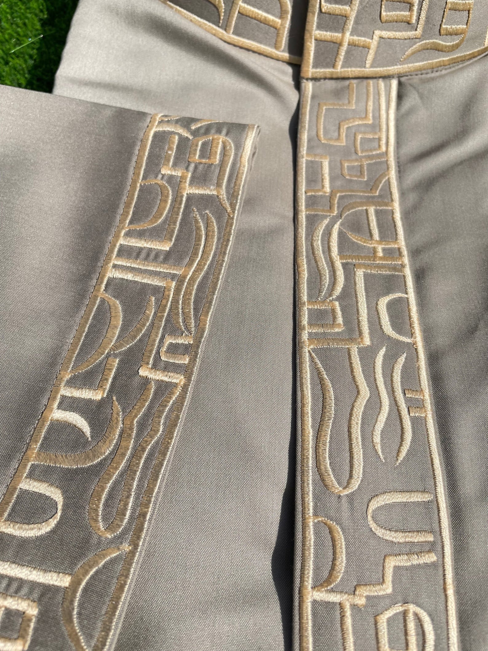 Mens Silvered Sage Saudi Thobe With Gold Embroidery - Etsy