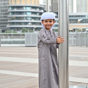 Grey Emirati Boys Jubba Thobes Jubbah Jubba Thawb Kandora Dishdasha ...