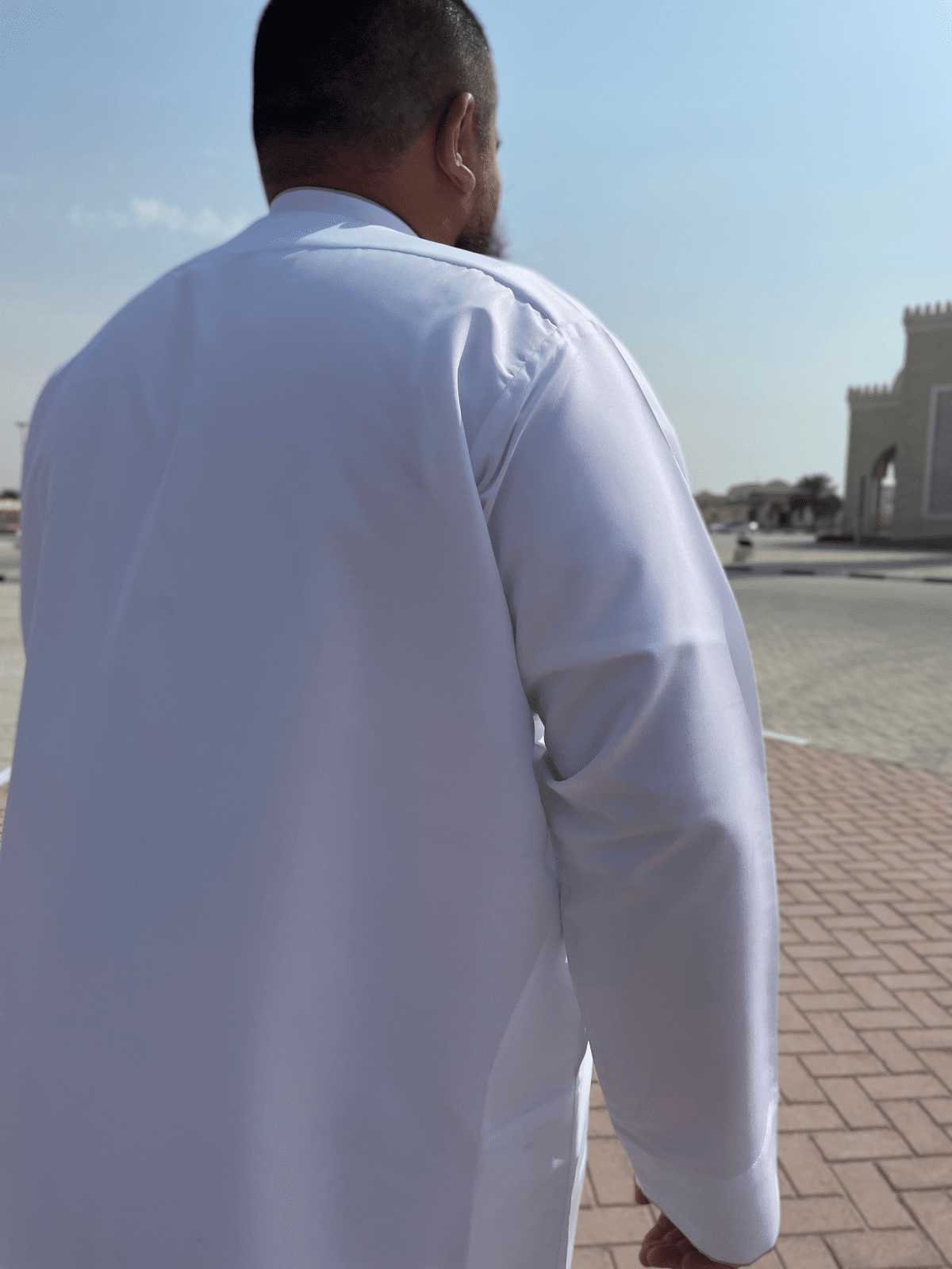 Mens White Kuwaiti Thobe With Embroidery - Etsy