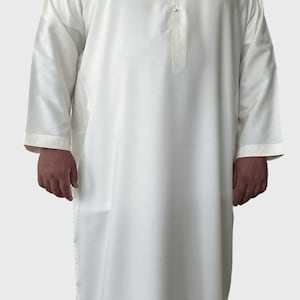 Mens Cream Emirati Thobes Jubbah Jubba Thawb Kandora Dishdasha Jalabiya ...