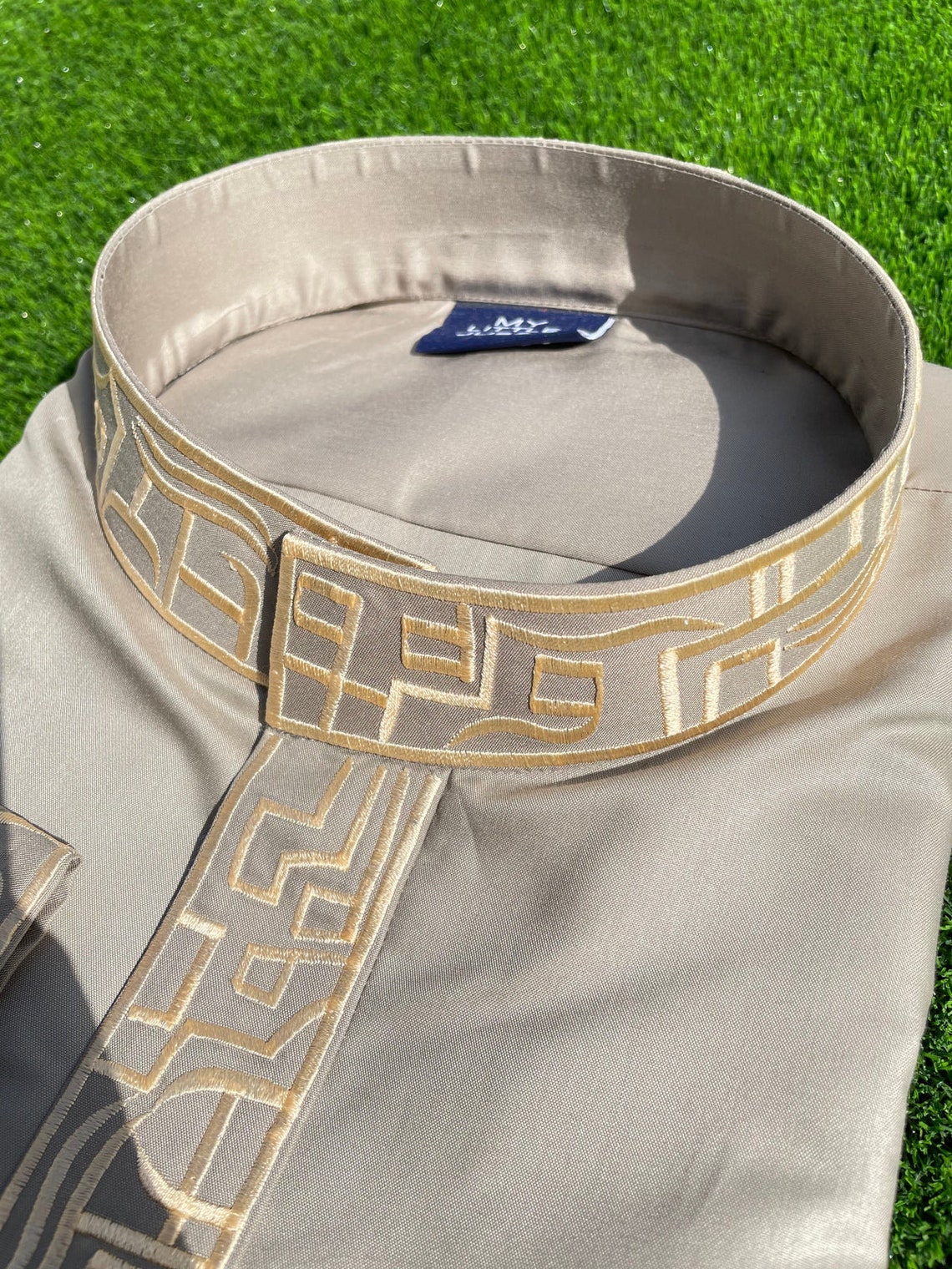 Mens Silvered Sage Saudi Thobe With Gold Embroidery - Etsy