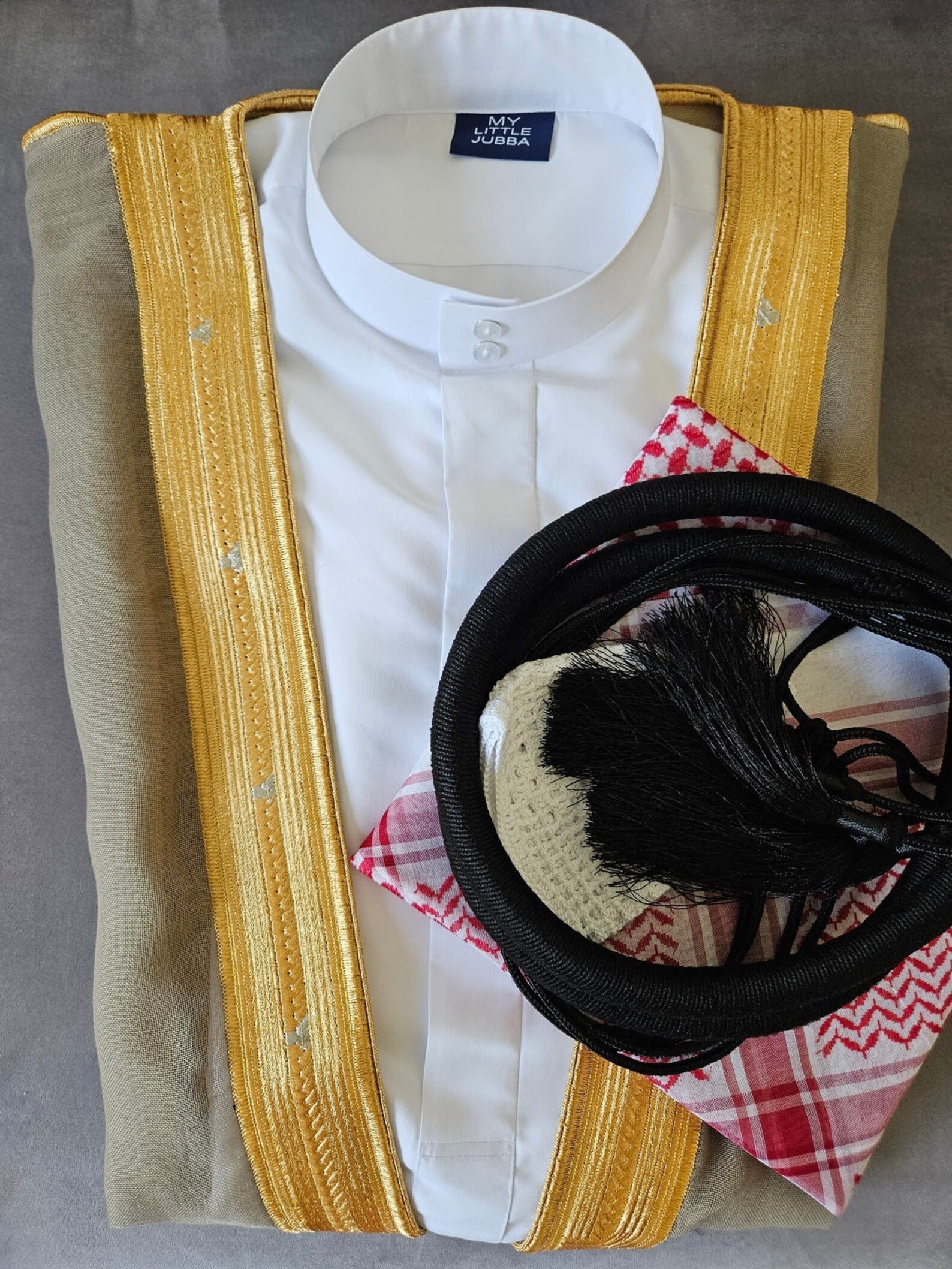 Mens Saudi Thobe 5 Pcs Set (red Shemagh) - Etsy