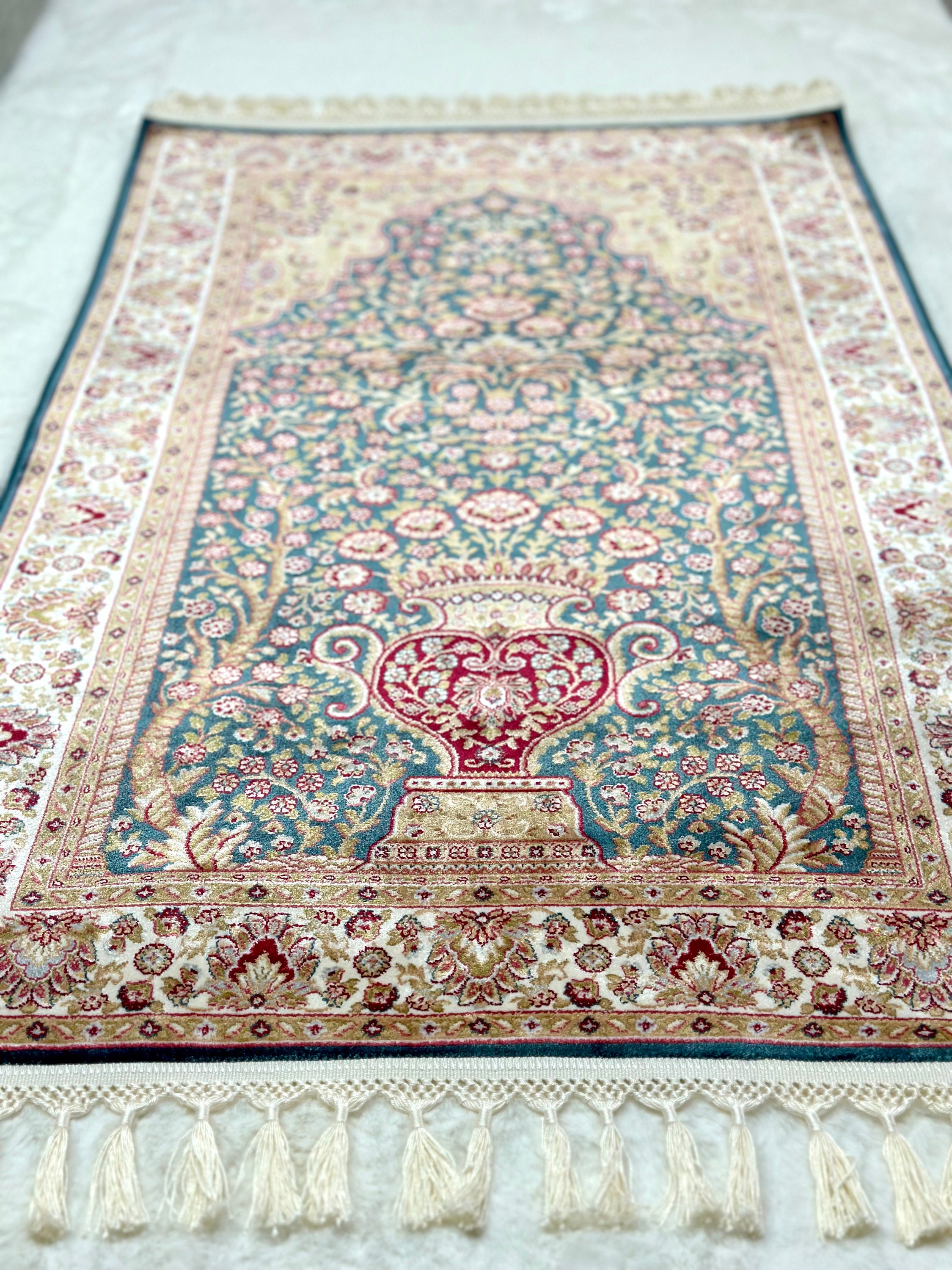 Silk Bamboo Prayer Mat, Luxury Muslim Prayer Rug, Islamic Prayer Mat ...