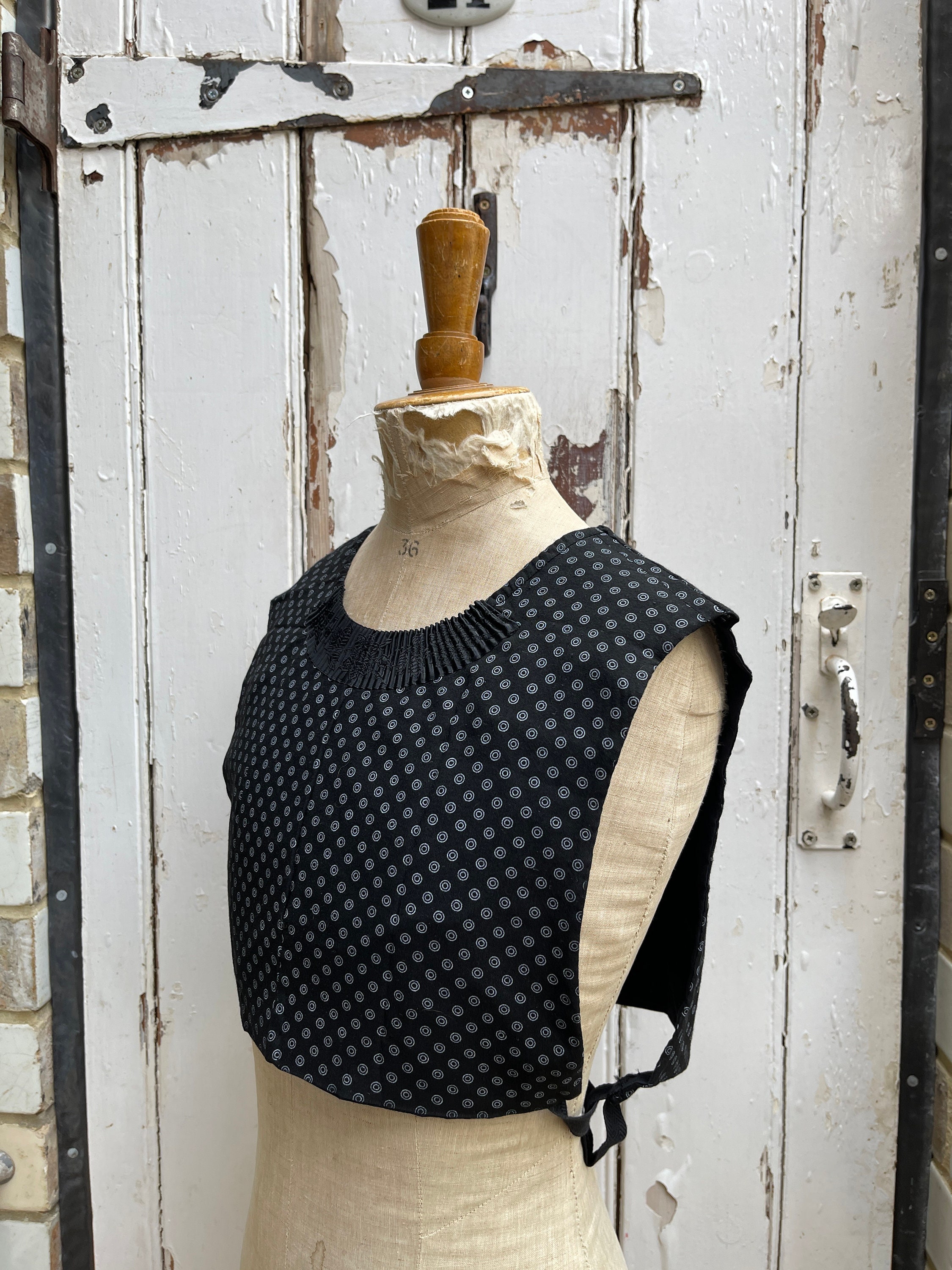 Antique Dutch Handmade Black and White Patterned Silk Cotton Bib Tabard ...