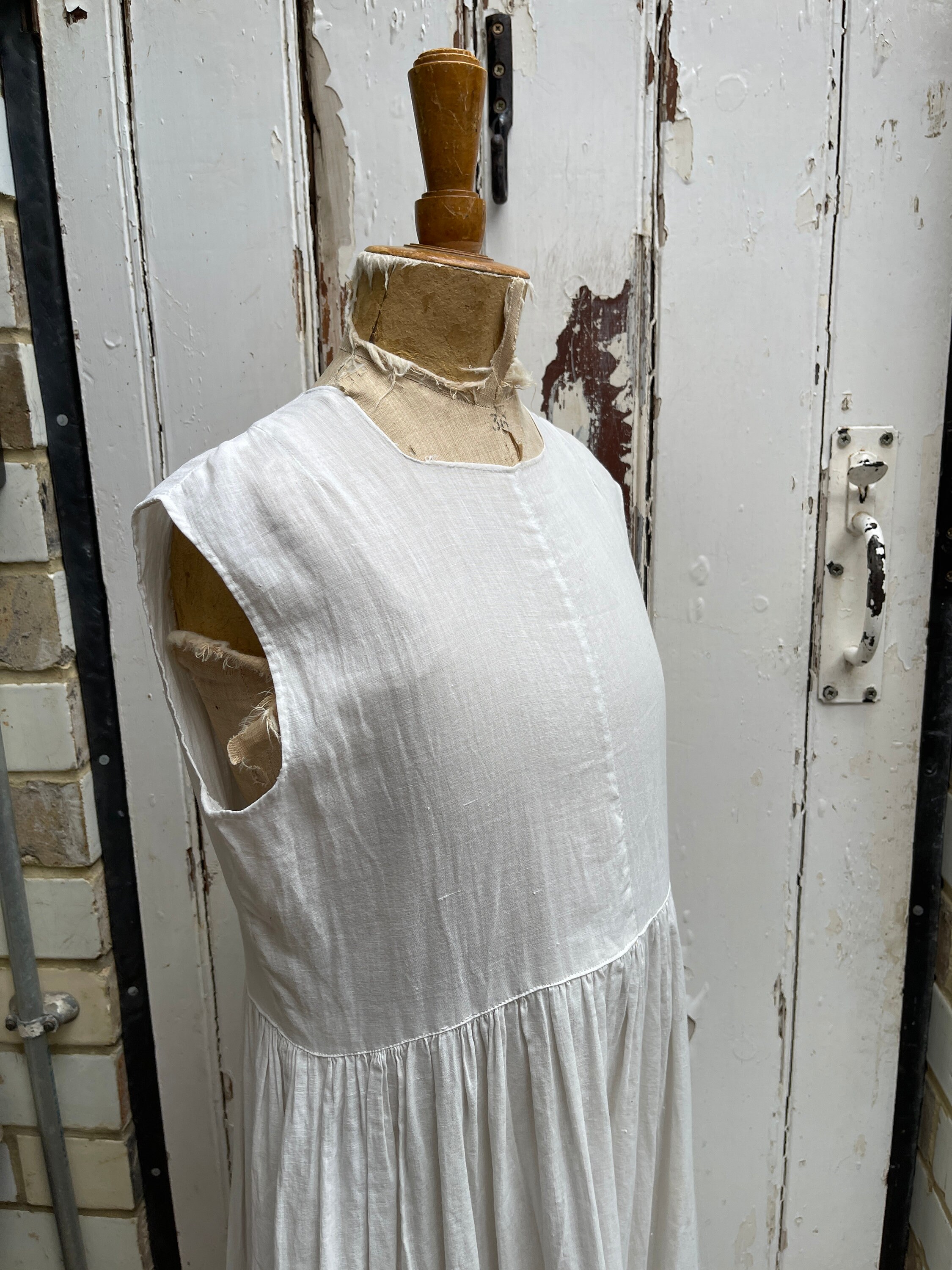 Antique Handmade Plain White Cotton Shift Dress With Double Layer Hem ...