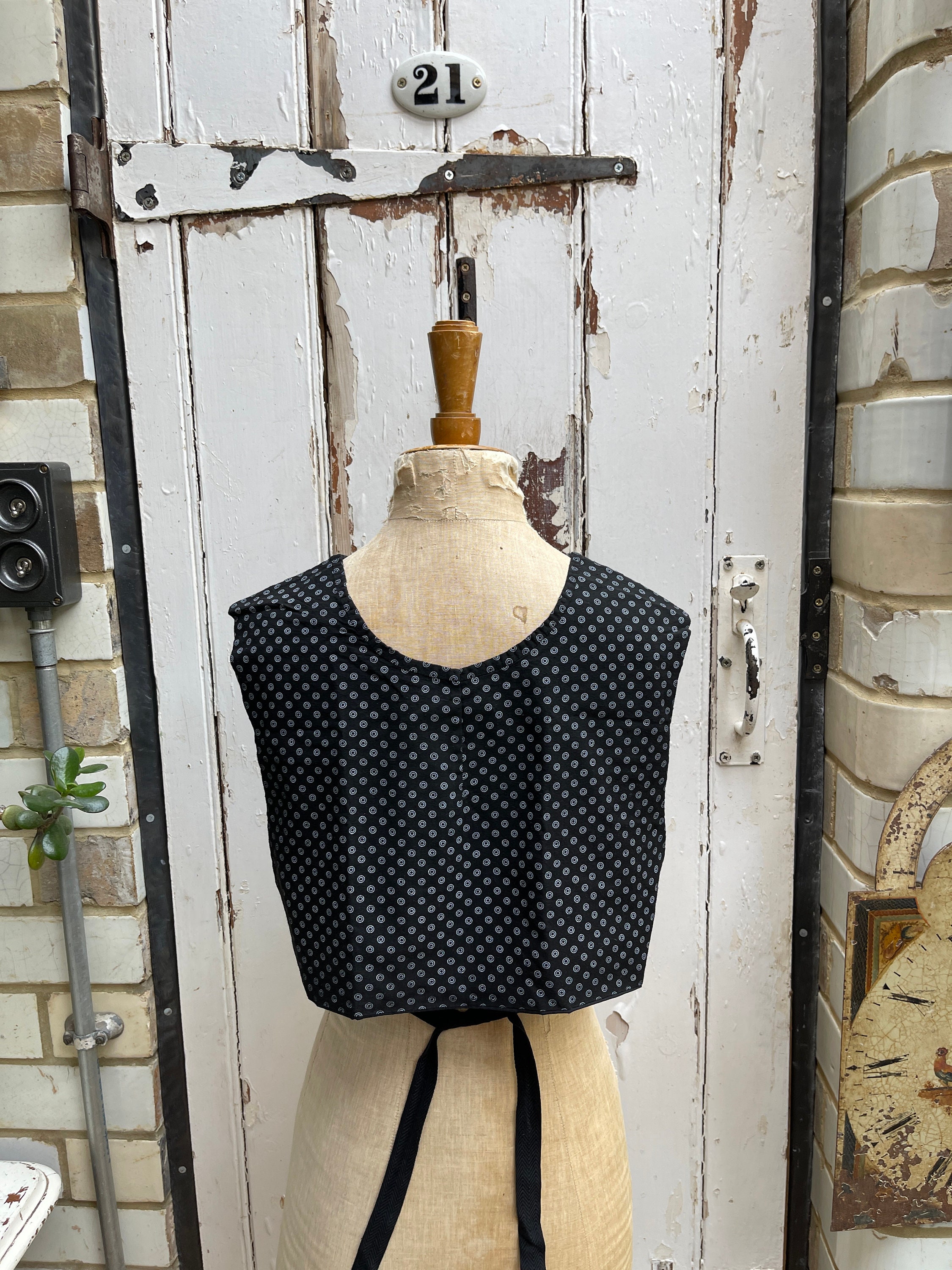 Antique Dutch Handmade Black and White Patterned Silk Cotton Bib Tabard ...