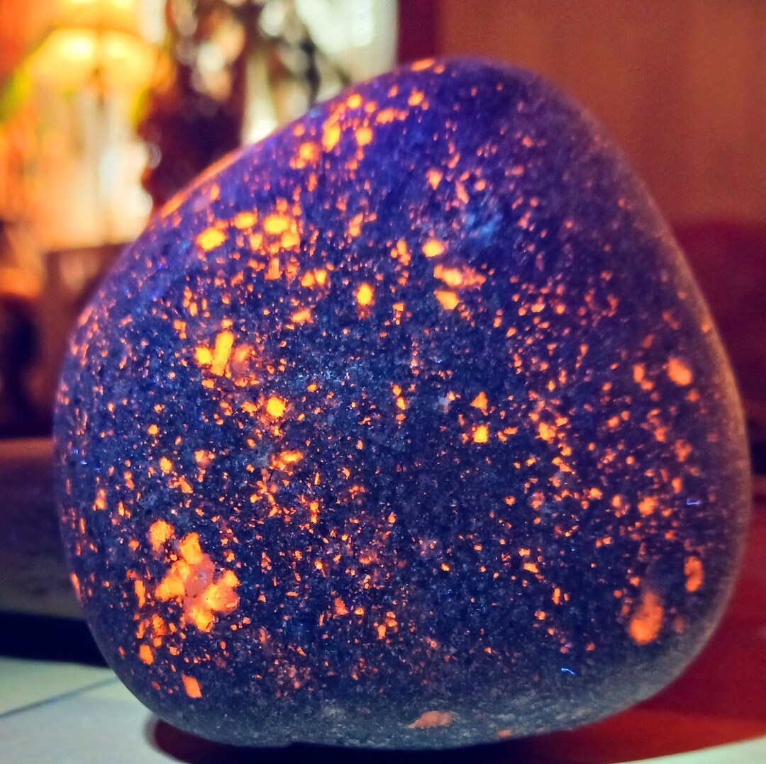 GALAXY YOOPERLITE Pattern Lake ERIE Smooth Palm Stone - Etsy