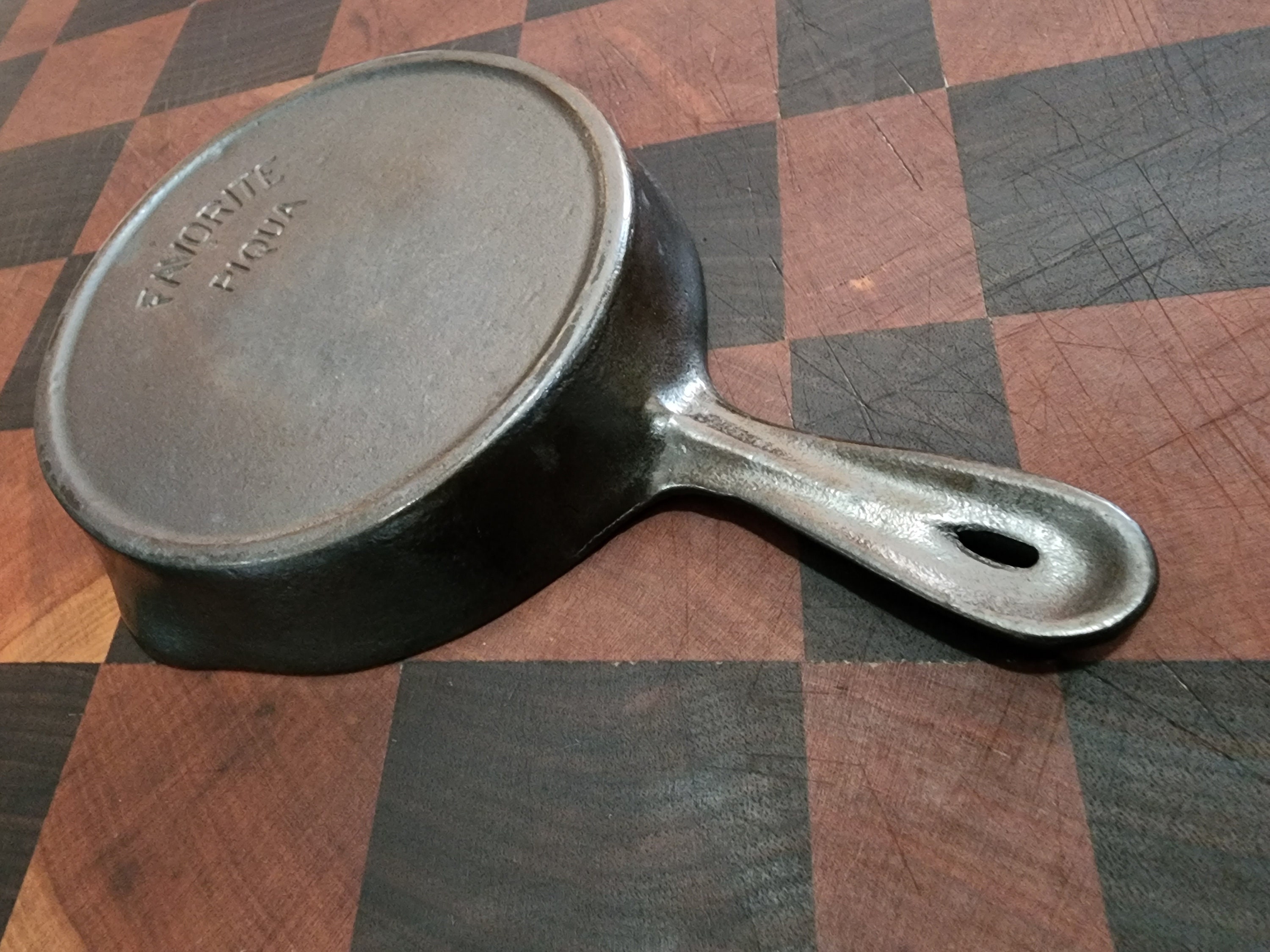 Favorite Piqua Toy Skillet- Cast Iron - Etsy