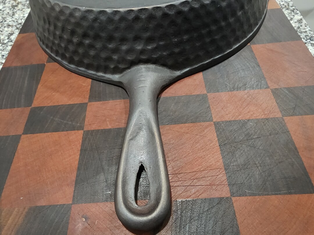 Chicago Hardware Foundry CHF DEEP Hammered Skillet 87F Marked - Etsy