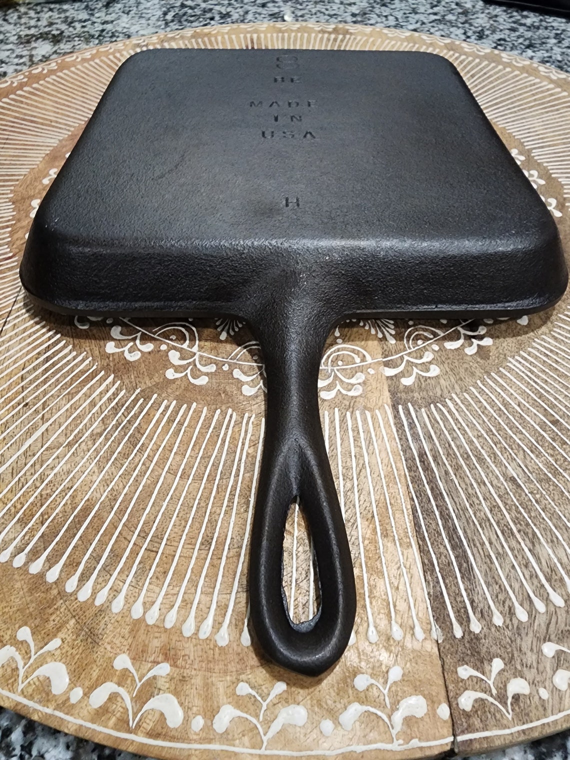 HTF! Lodge Cast Iron Vintage Bacon and Egg Skillet Square - Fully ...
