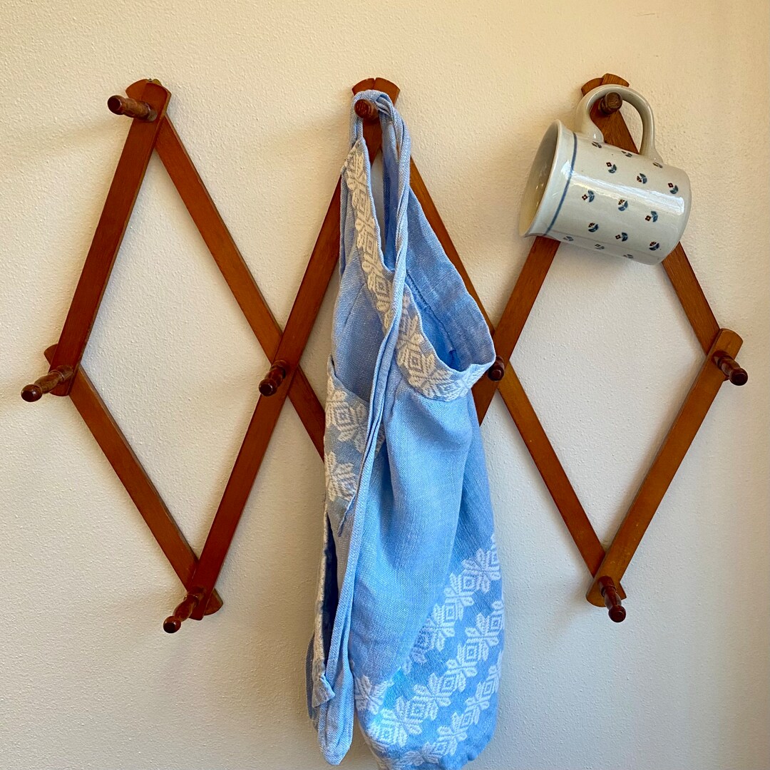 Vintage Wooden Accordion Peg Rack - Etsy
