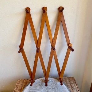 Vintage Wooden Accordion Peg Rack - Etsy