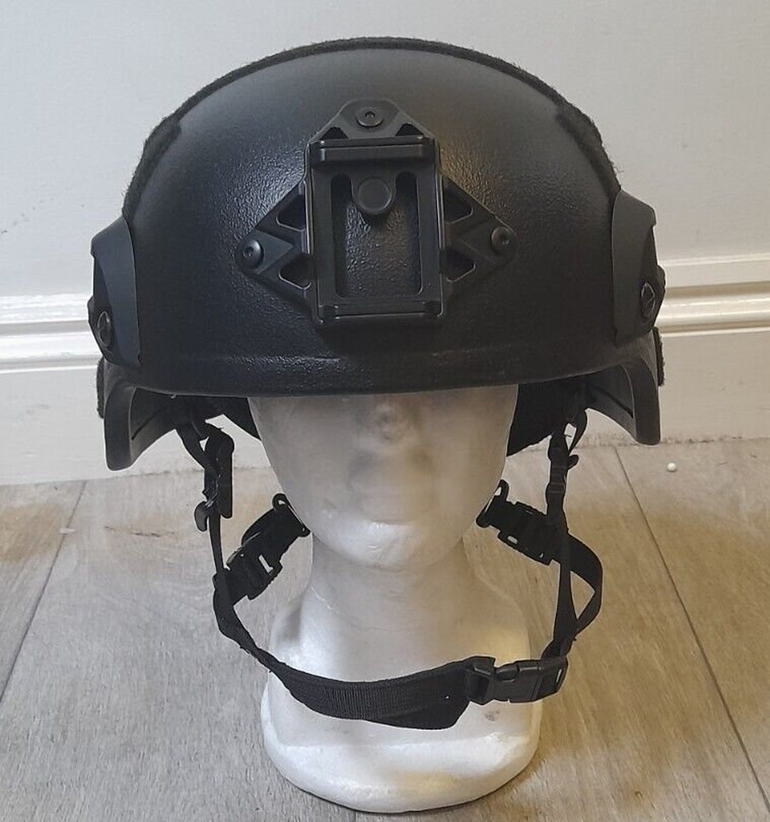 S.W.A.T Bulletproof Helmet Nijiiia, Cam-fit, Nvg, Uhmwpe Protection 55 ...