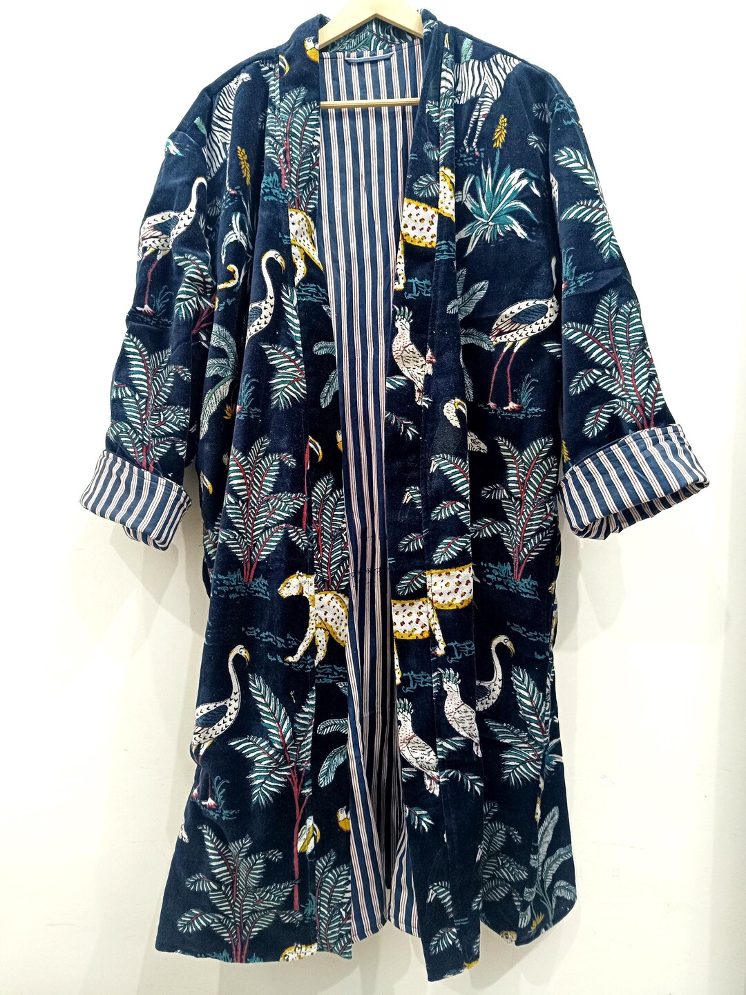 Green Jungle Print Velvet Kimono Robes, Morning Tea Velvet Coat ...