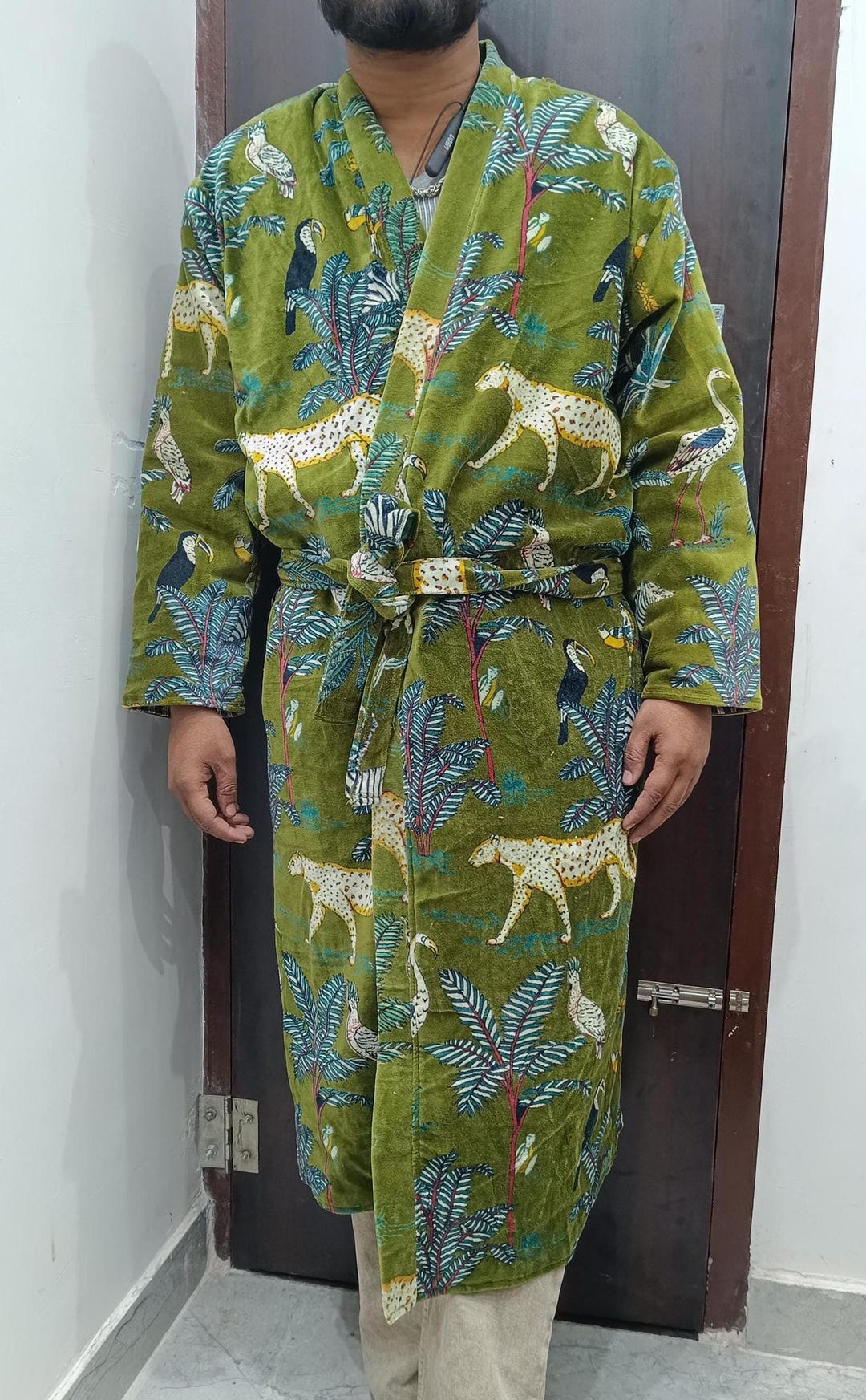 Green Jungle Print Velvet Kimono Robes, Morning Tea Velvet Coat ...