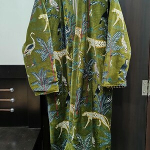 Green Jungle Print Velvet Kimono Robes, Morning Tea Velvet Coat ...