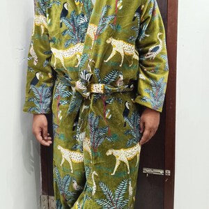 Green Jungle Print Velvet Kimono Robes, Morning Tea Velvet Coat ...