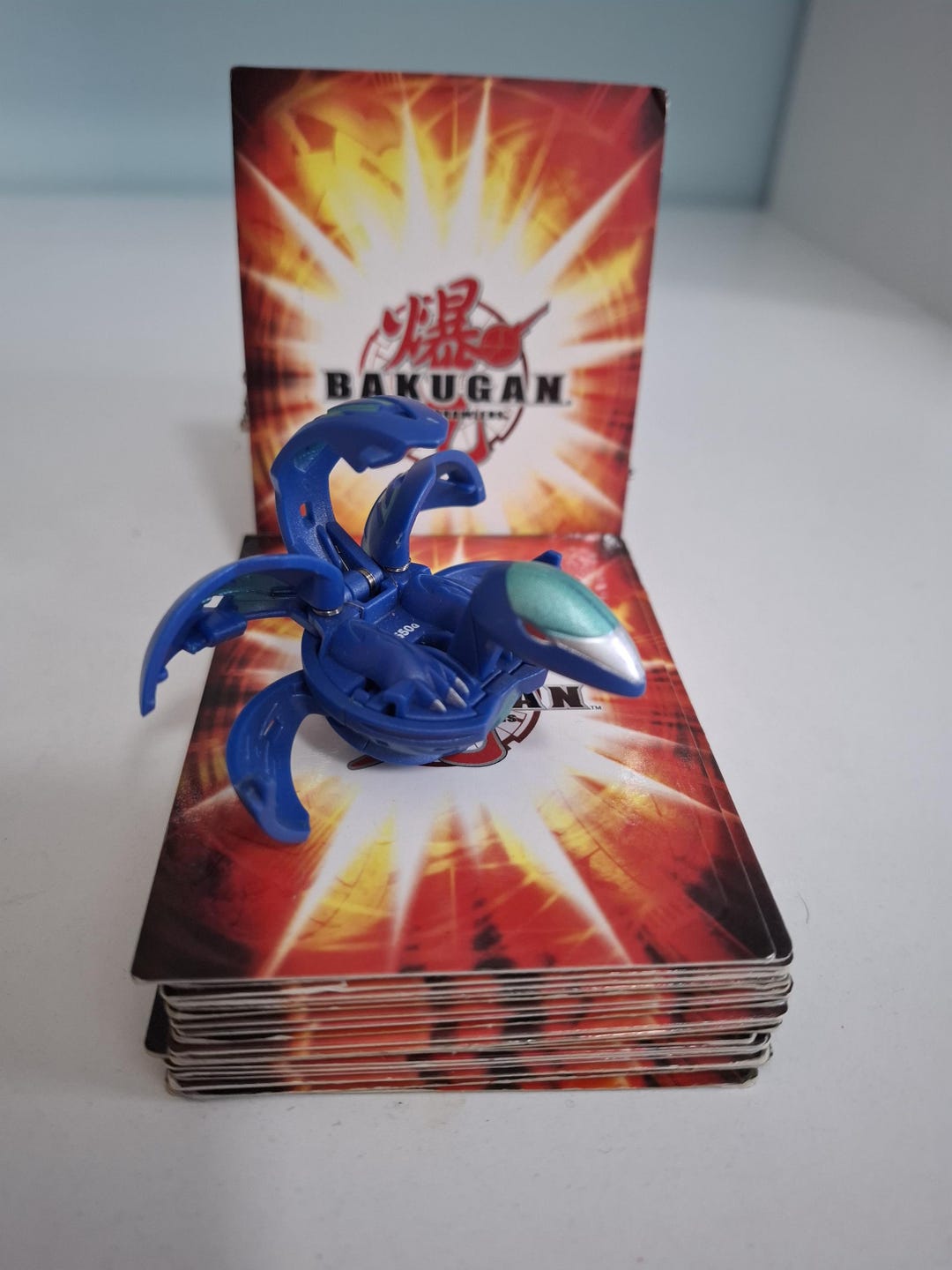 Bakugan Aquos Oberus 20% - Etsy