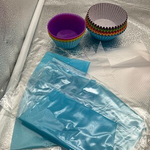 Complete Set With Case and Tools Beginners Cake Decorating Kit Unopened ...