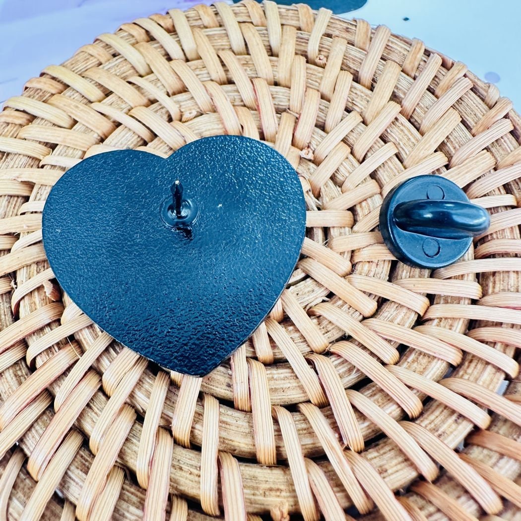 Enclosed Heart Enamel Pin Black and Red Design Keepsake for Grieving ...