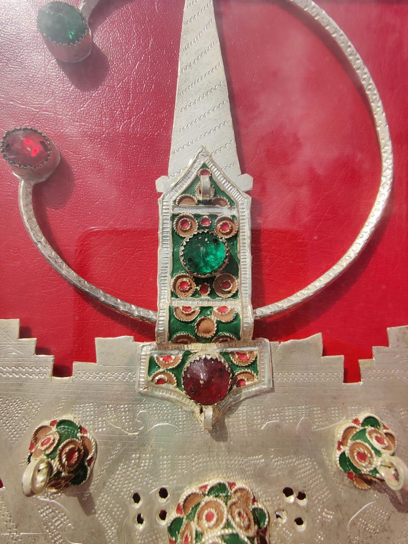 Tazrzit Gift – an Elegant Tribute to Amazigh Heritage - Etsy