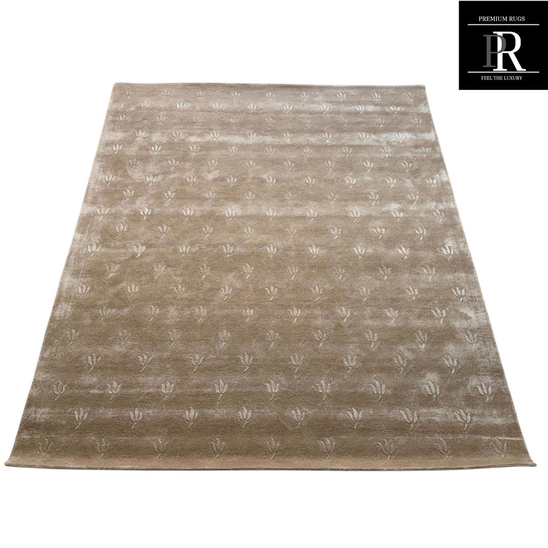 Cream Petal Hand-tufted Bamboo Silk Carpet - Etsy