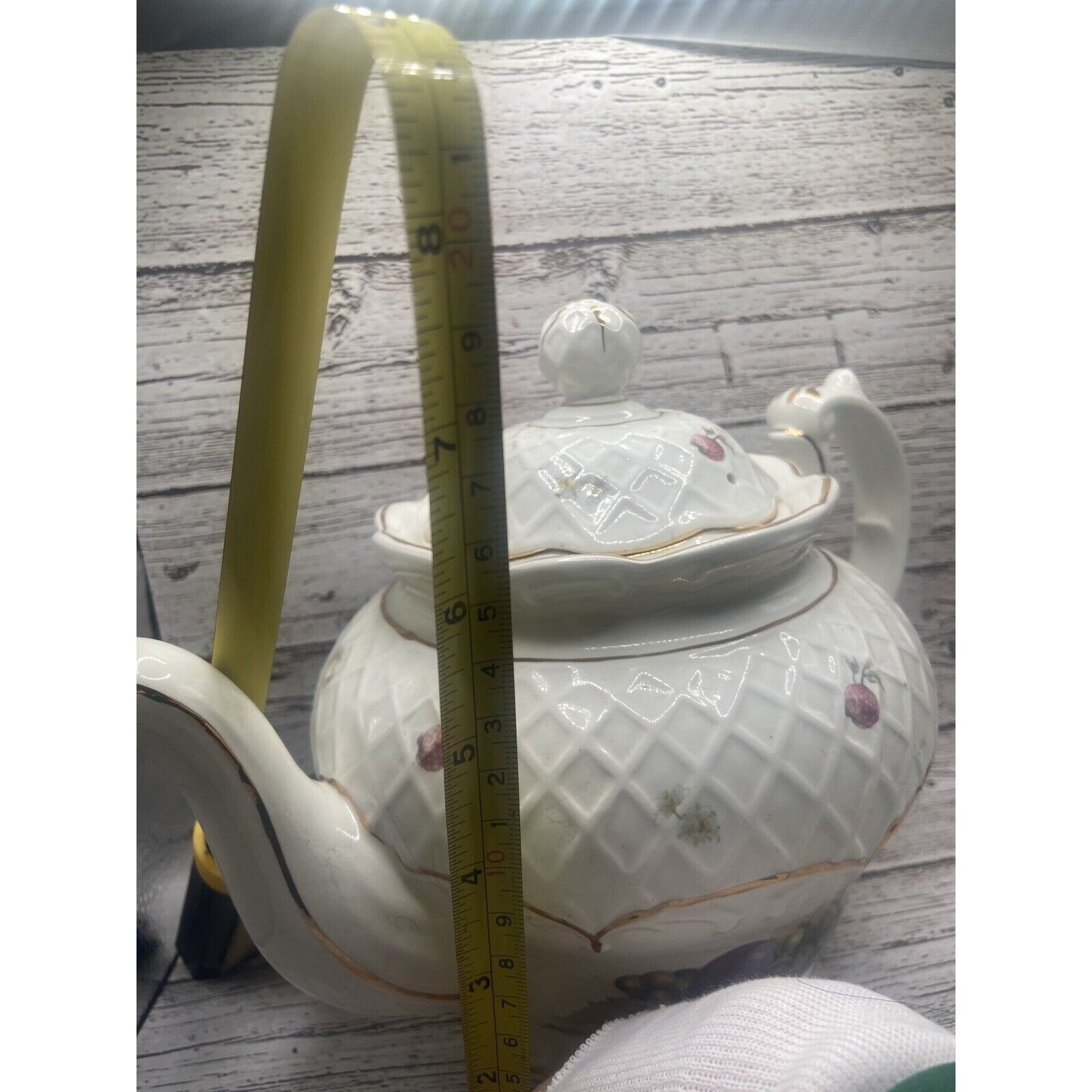 Vtg Crown Dorset Teapot Lid White Gold Trim Fruit Floral Staffordshire ...